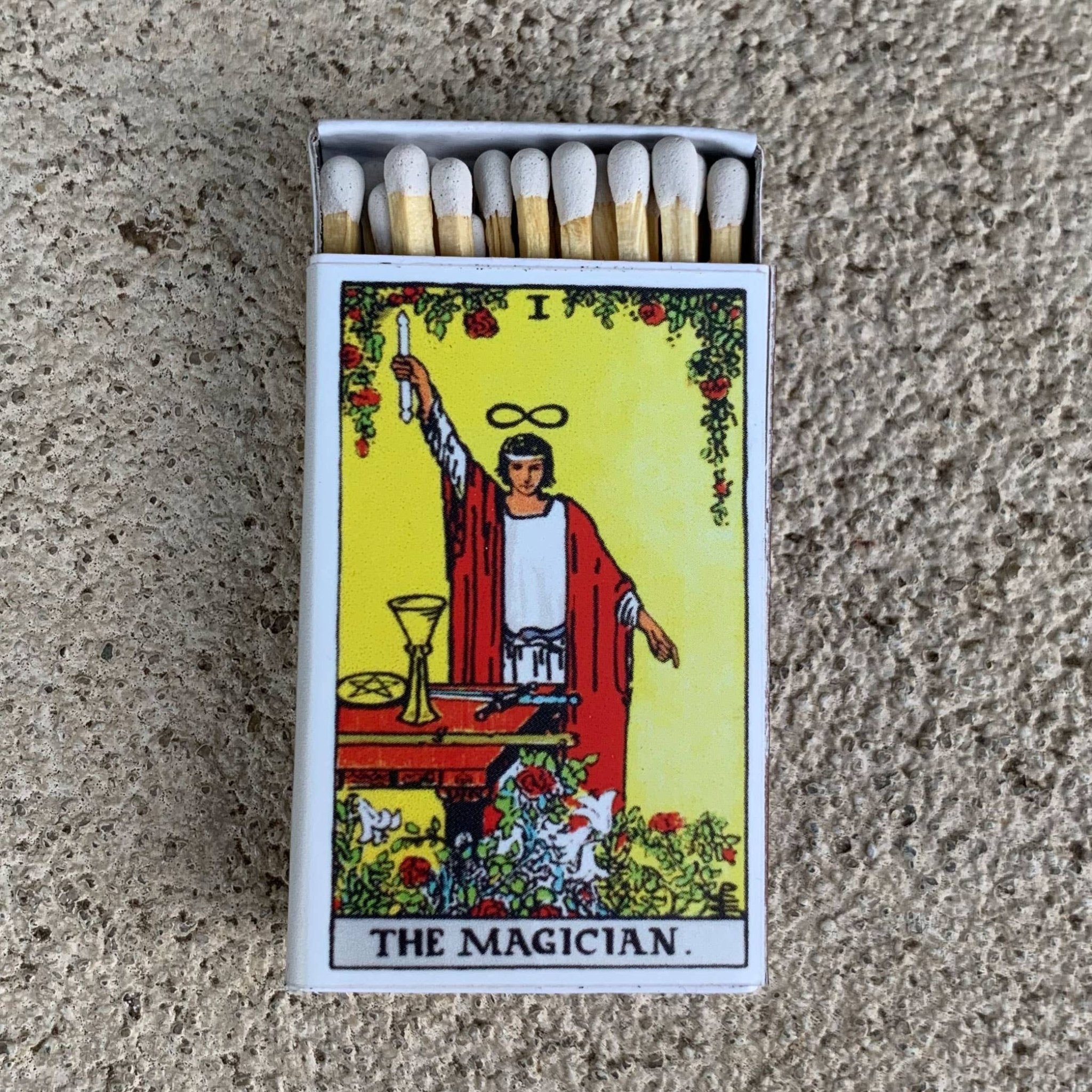 Tarot Matchbox - The Magician - Spiral Circle